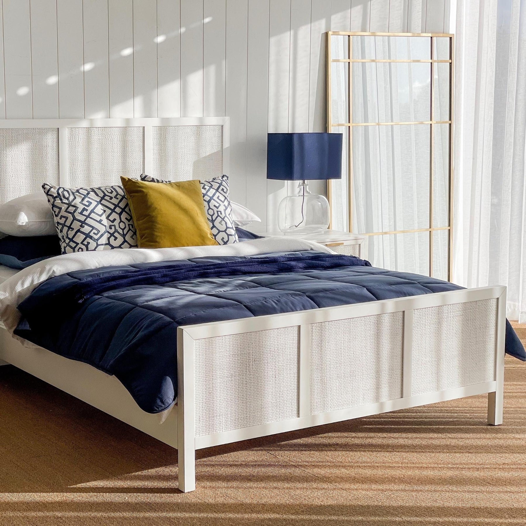 Santorini Hamptons Timber/Rattan Queen Bed White